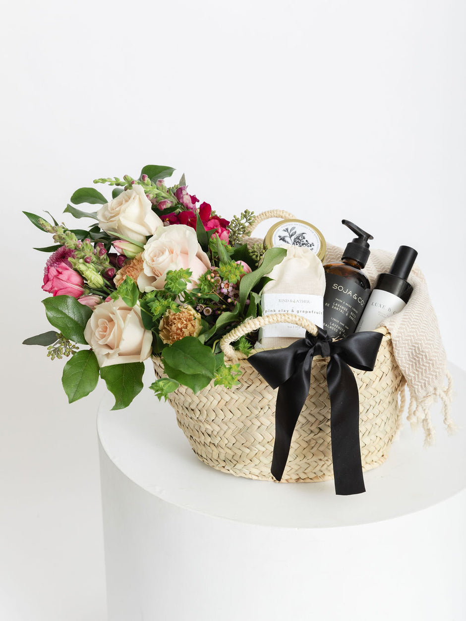 Baskets & Blooms Gift Baskets, Boxes, and Florals – Baskets & Blooms ...